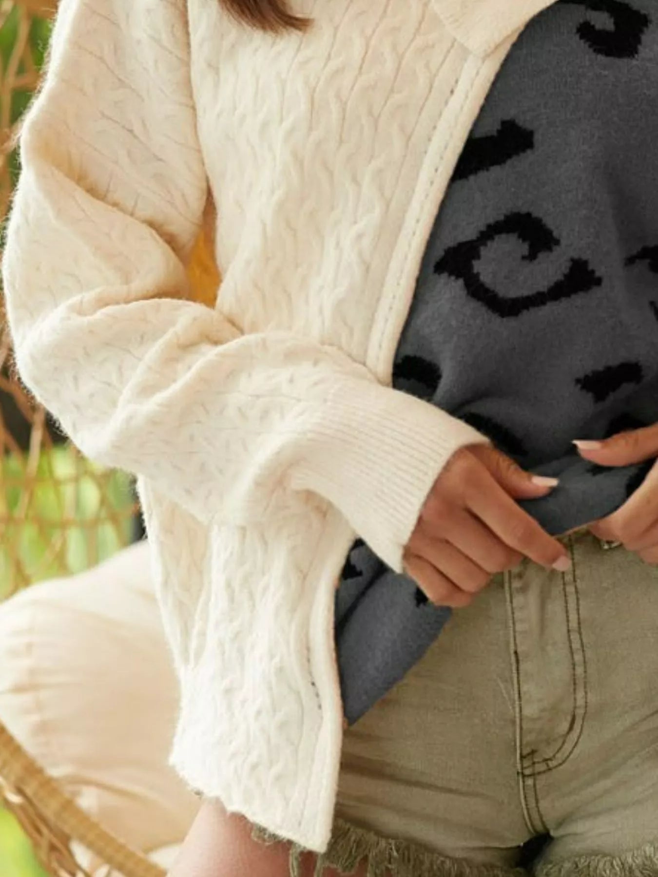 BiBi Cable-Knit Color Block One Shoulder Asymmetrical Sweater